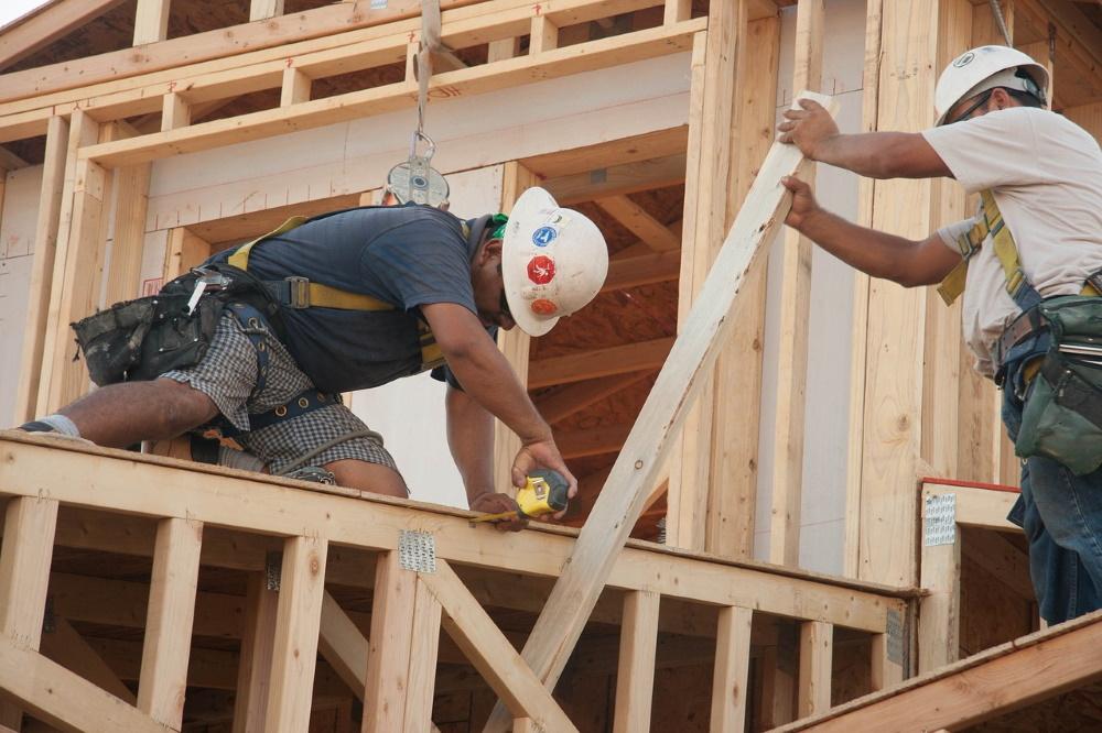 What You Should Know When Choosing a Contractor | Joe Koch Construction